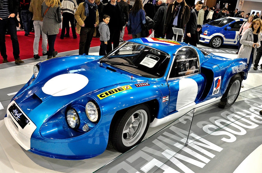 Une Alpine A220 un peu spéciale est à vendre - News d'Anciennes