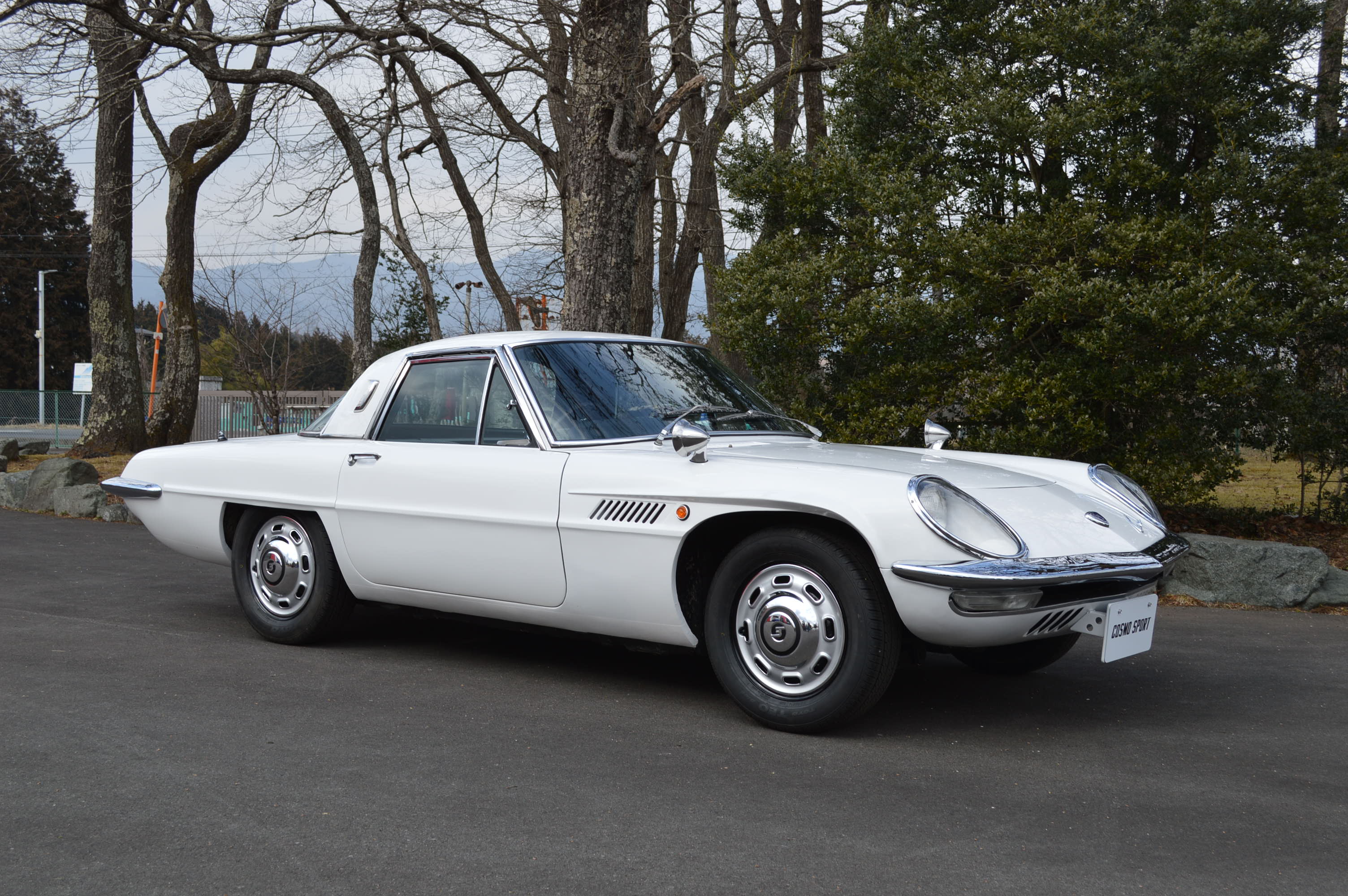 La Mazda Cosmo 110S, les débuts élégants du birotor - News d'Anciennes