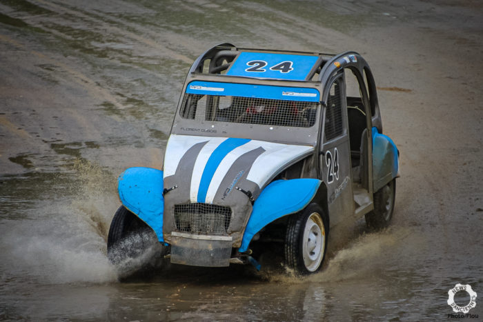 Sous la pluie à la finale du 2CV Cross 2019 - News d'Anciennes
