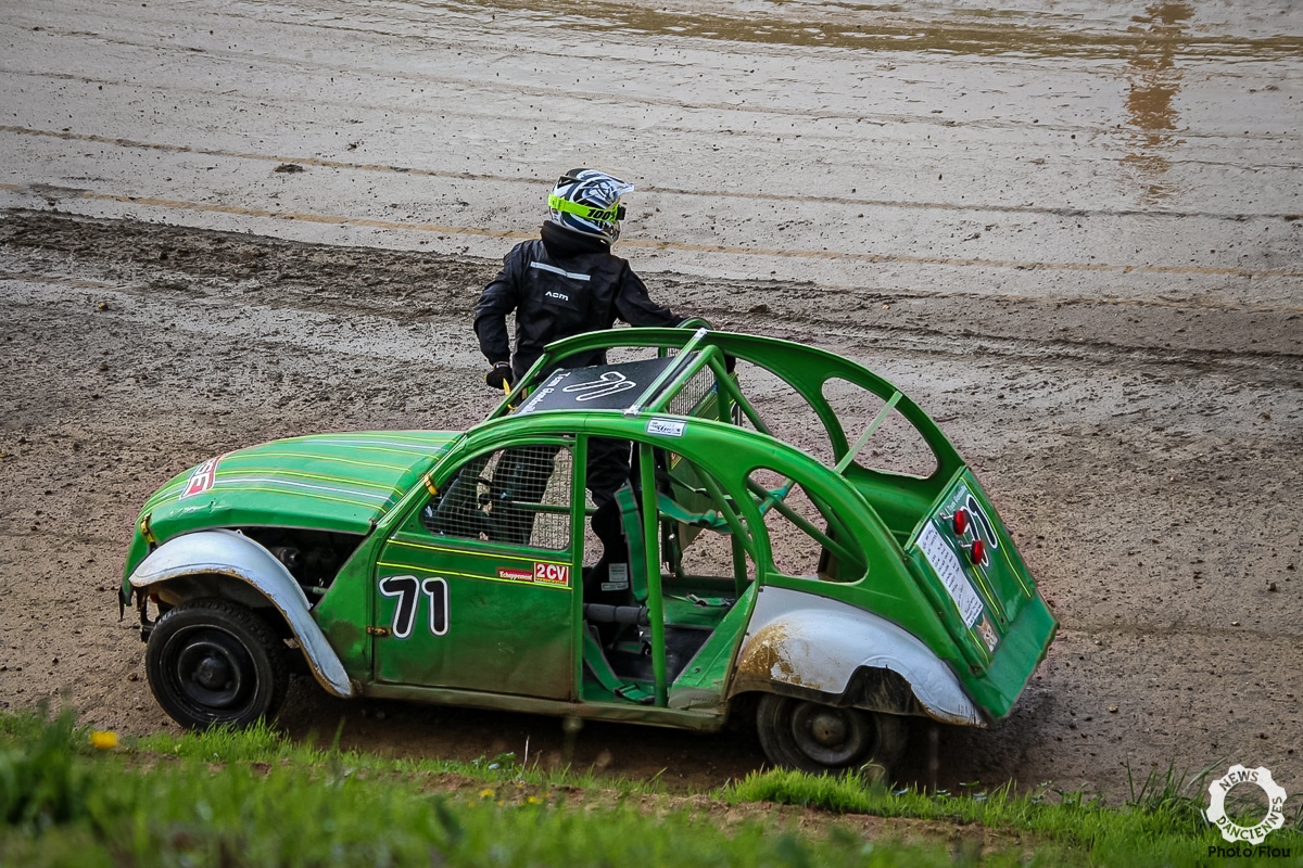Sous la pluie à la finale du 2CV Cross 2019 - News d'Anciennes