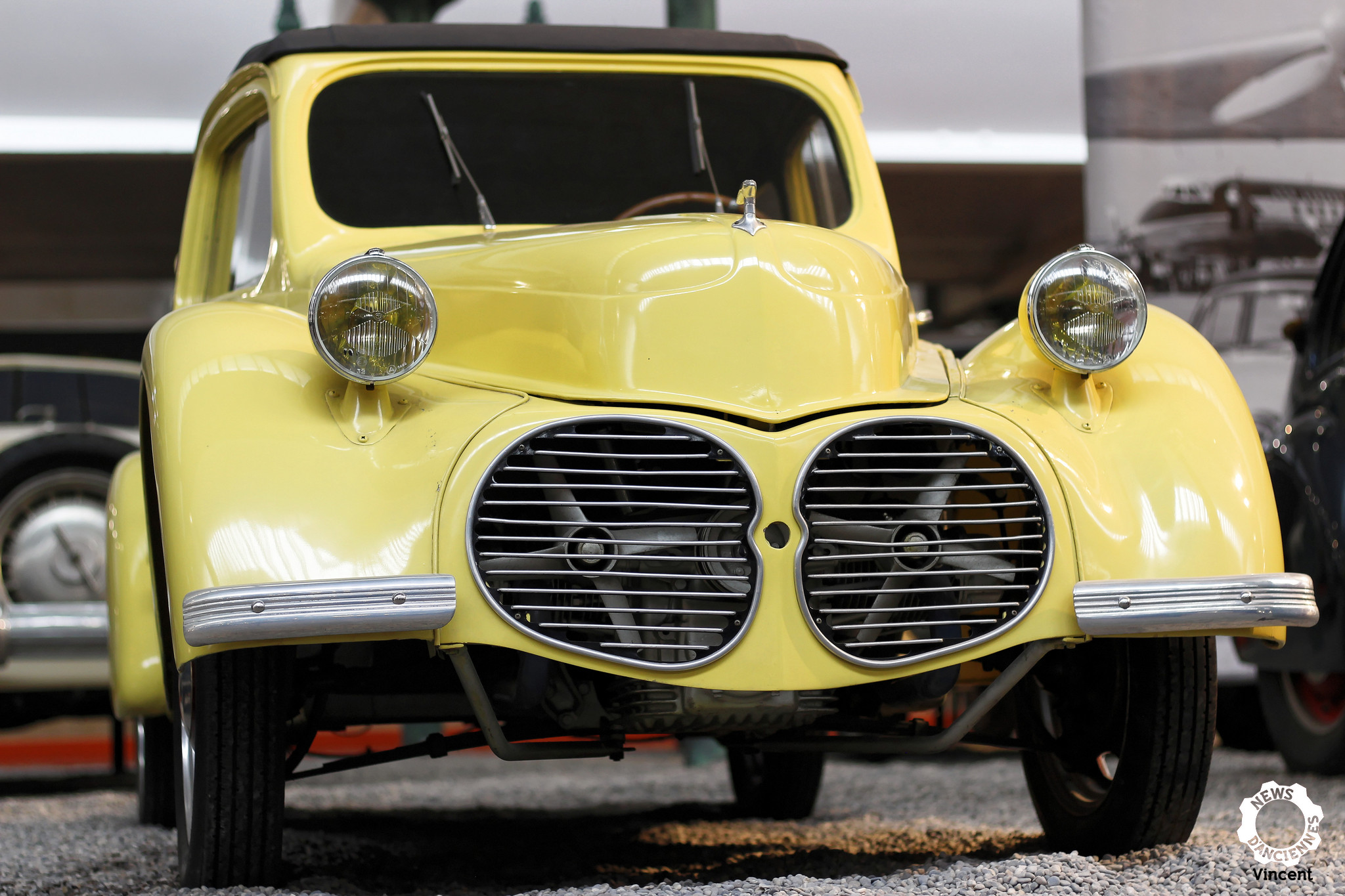 Au volant d'une Panhard Dyna X découvrable, la populaire révolutionnaire - News d'Anciennes