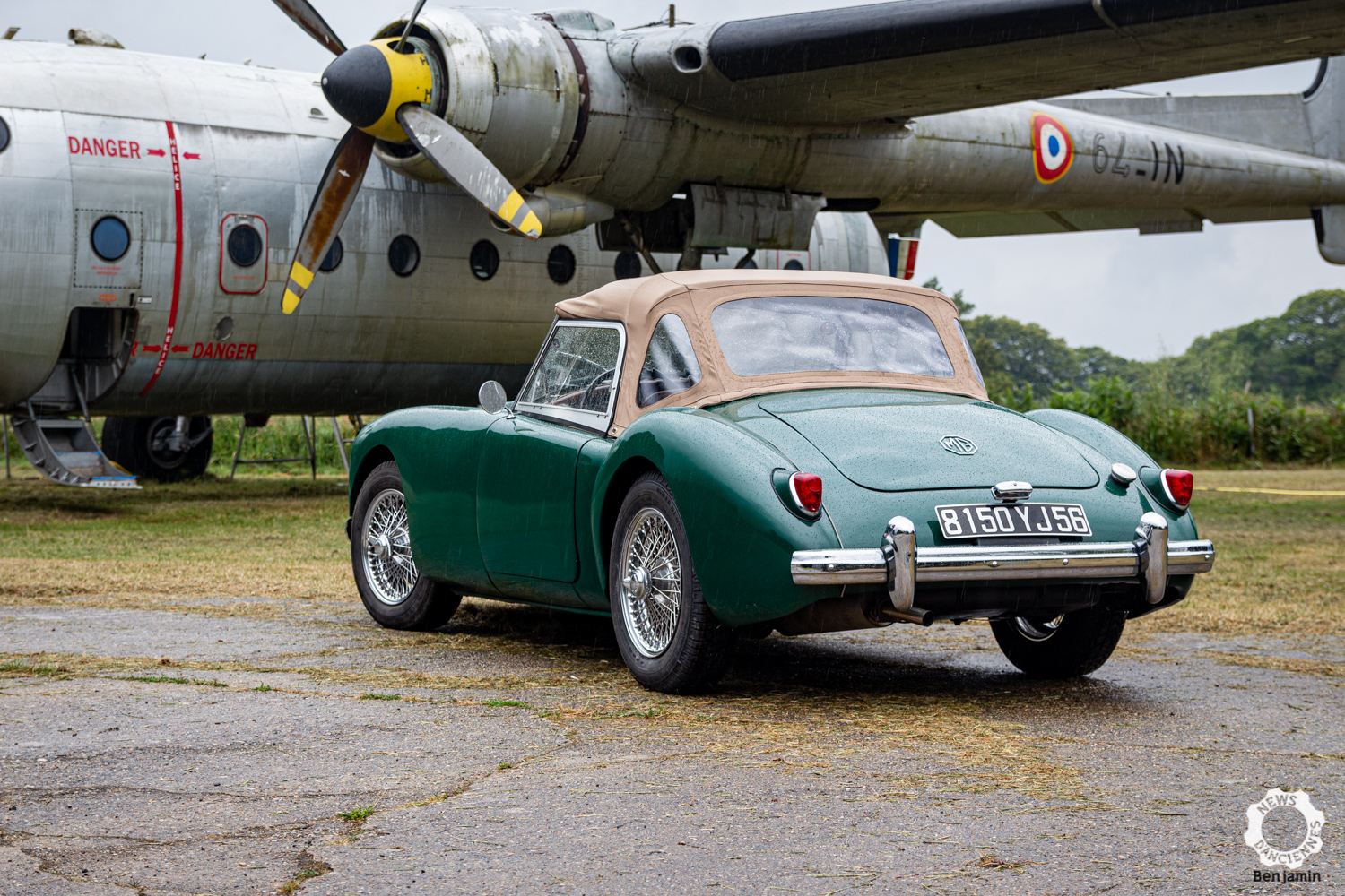 Essai d'une MG A, driving in the rain - News d'Anciennes