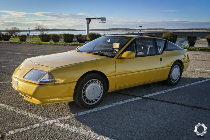 Une magnifique Alpine GTA au hasard d'une balade - News d'Anciennes