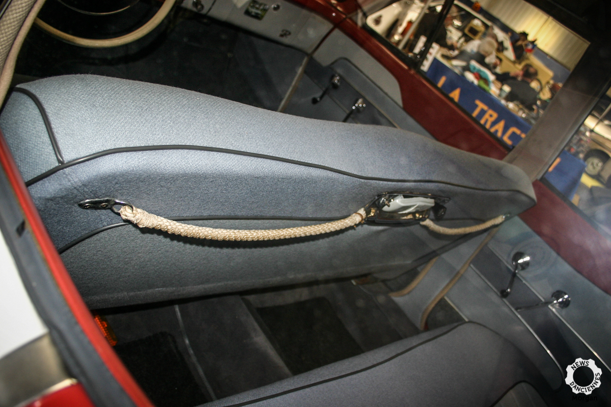 Simca Vedette, le dernier V8 français - News d'Anciennes