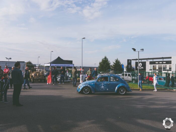 Un dimanche au Sunday Drivers : des anciennes et des américaines ...