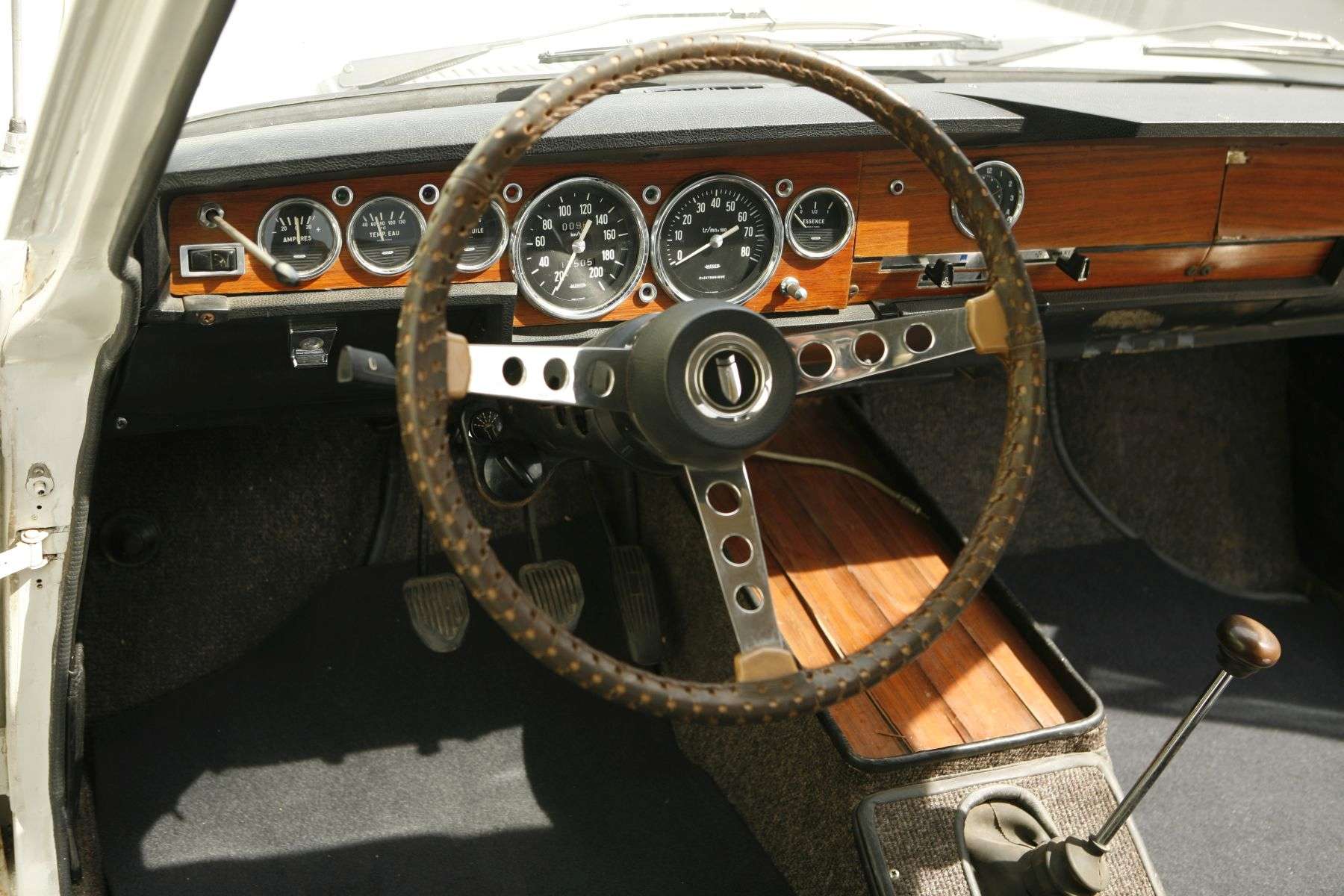Concepts et Études, ép. 29 : la Simca 1501 Spéciale par Heuliez - News ...