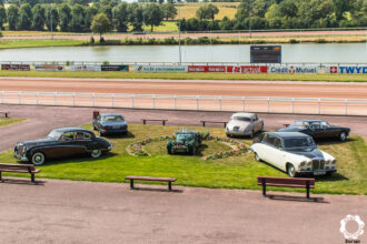 Rétro Classic 53, belle expo, superbes autos et tout ça pour une belle ...