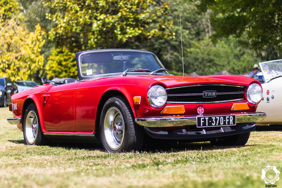 Rétro Classic 53, belle expo, superbes autos et tout ça pour une belle ...