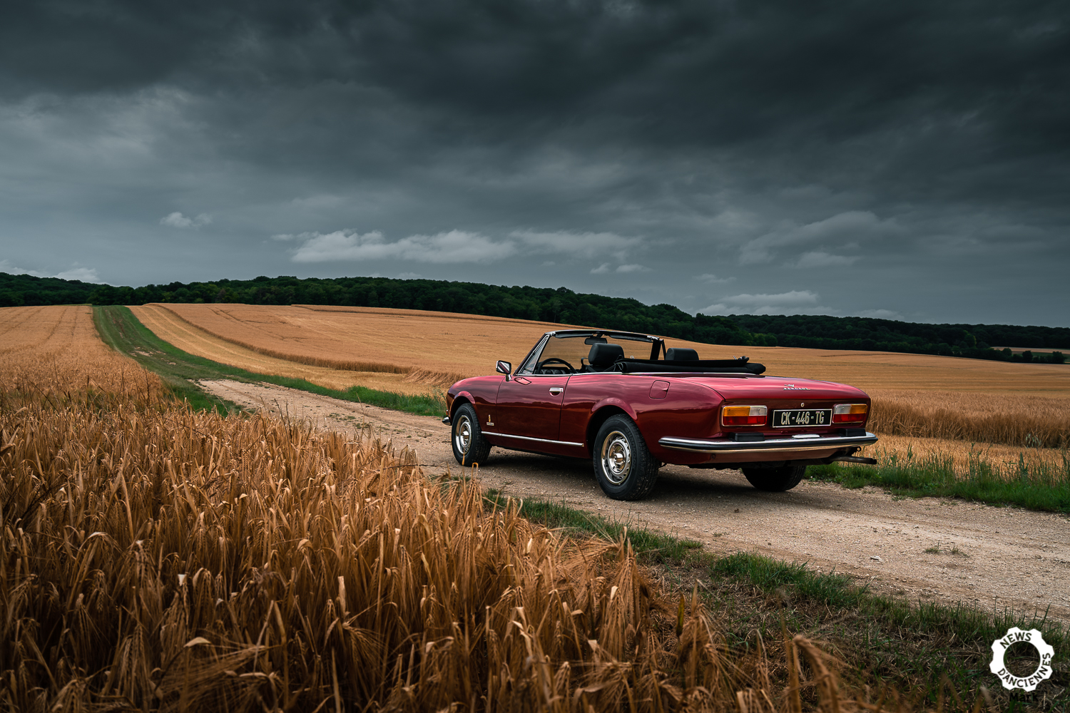 Essai d'une Peugeot 504 Cabriolet V6, beauté, rareté et bonheur - News ...