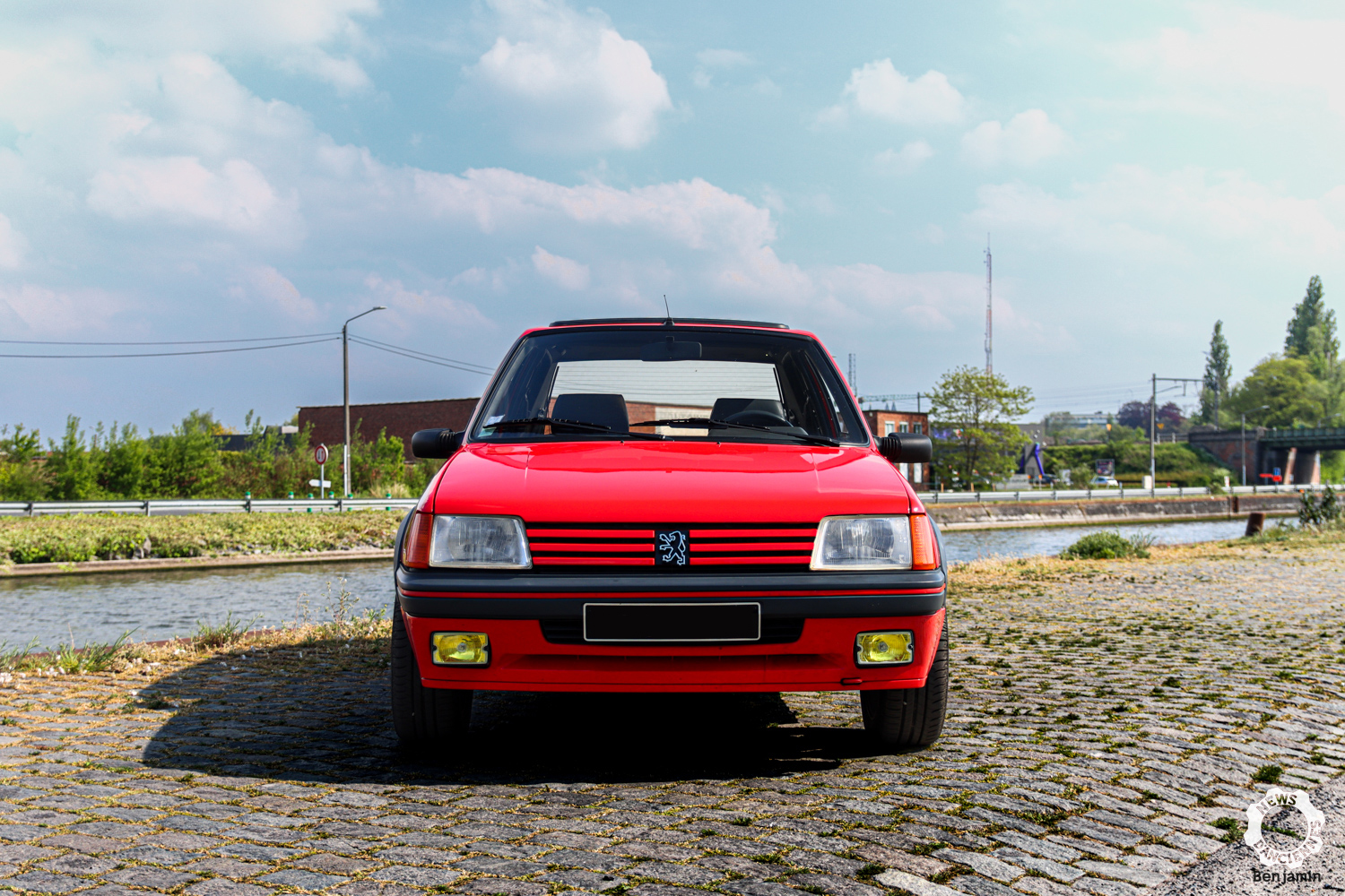 Au volant d'une Peugeot 205 GTI 1.9, évidence et polyvalence - News d'Anciennes