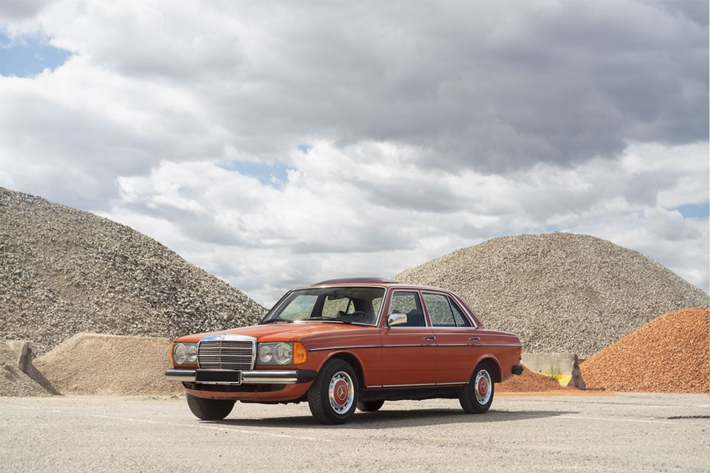 Collector Cars Auction : beau catalogue pour la vente du 19 Mars - News ...