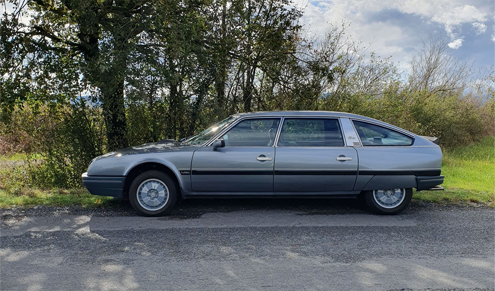 Ventes Osenat d'Epoqu'Auto 2024 : coup d'œil sur les catalogues ...