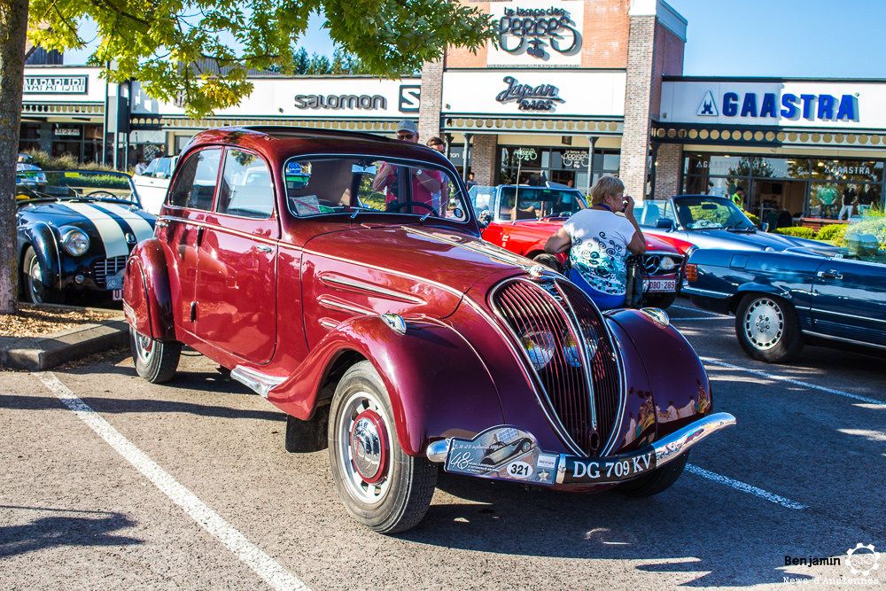 Peugeot 402, une populaire aux nombreux visages et un laboratoire ...