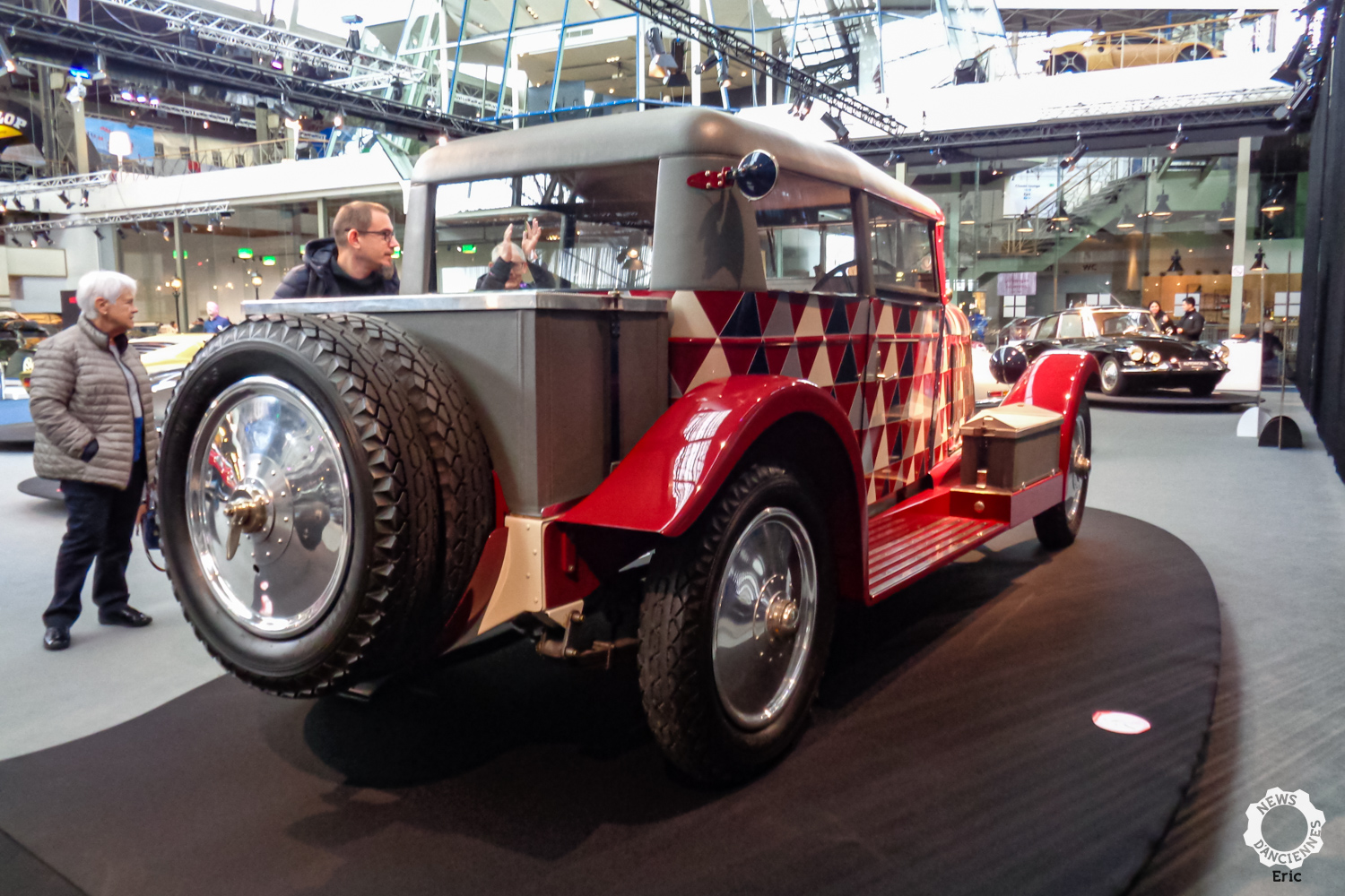"Quand le Design Automobile devient de l’Art", la beauté des lignes à l ...