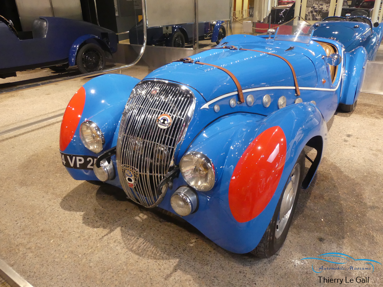 Visite de l'exposition "Peugeot et la compétition : 130 ans de records ...