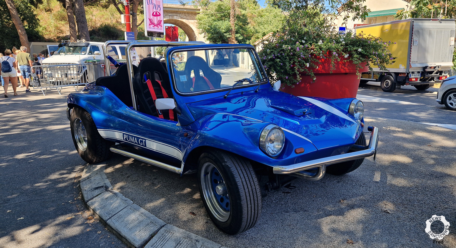 Saint Cyr Vintage (83), des anciennes variées et hautes en couleurs ...